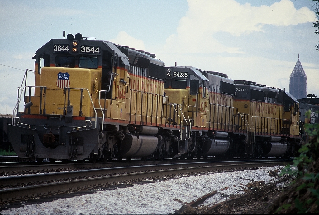 UP 3644 SD40-2